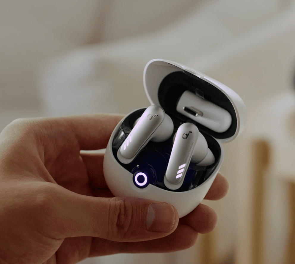 雙模連線相容PS、Switch多遊戲主機！ Soundcore首款電競真無線藍牙耳機VR P10問世！ | TechTeller (科技說)