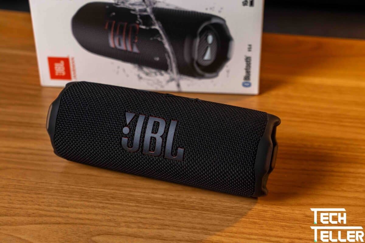 JBL Charge 6 、Flip 7 哪款更對你胃？JBL可攜式防水藍牙喇叭開箱 | TechTeller (科技說)